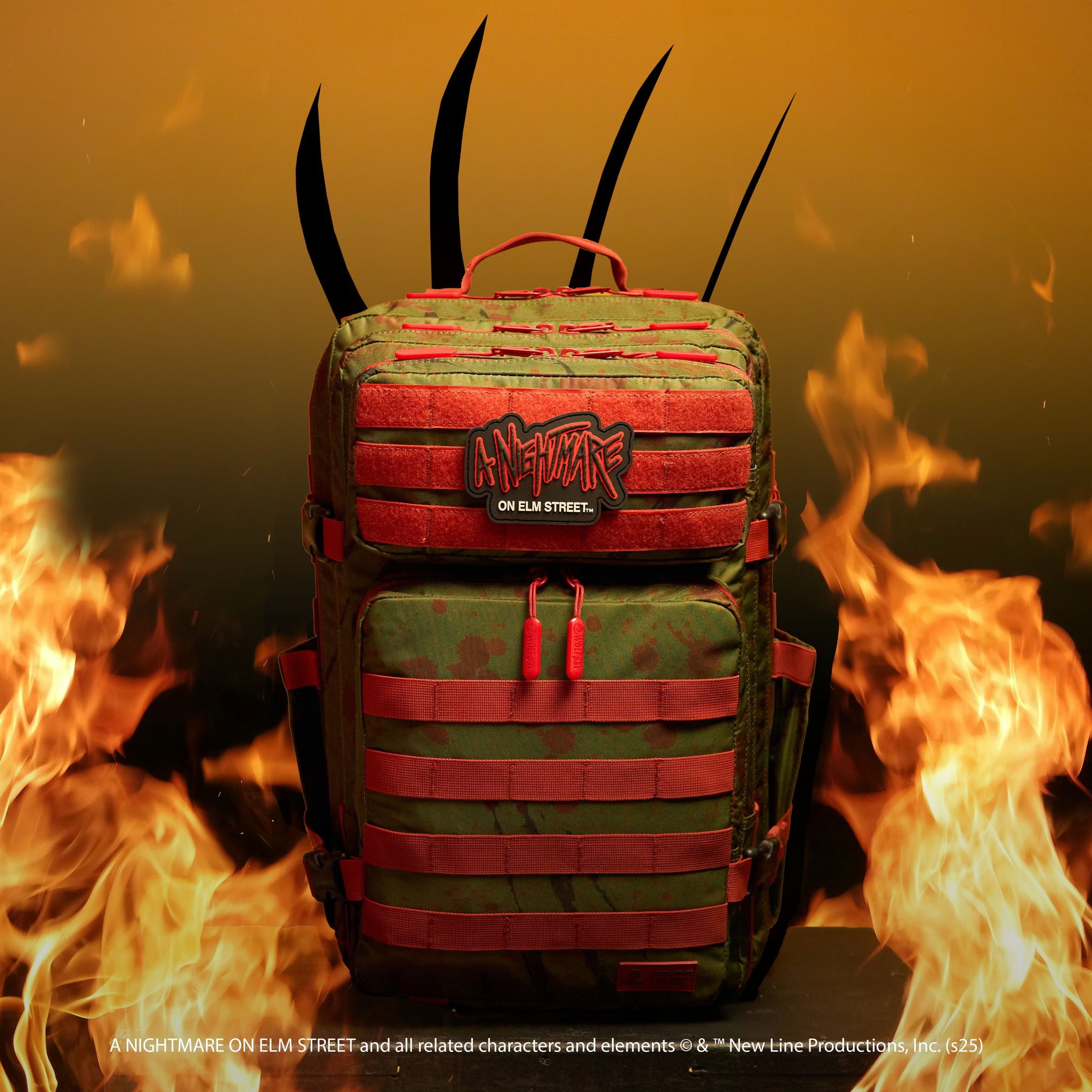 35L Backpack Alpha Black w/Cup Holders